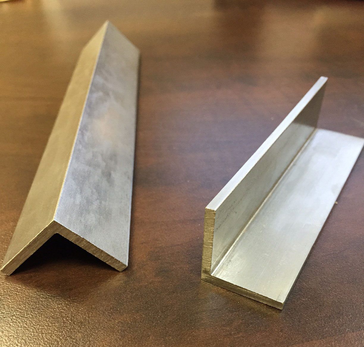 Stainless steel 304/304L Cold Drawn Angles | Stainless Structurals